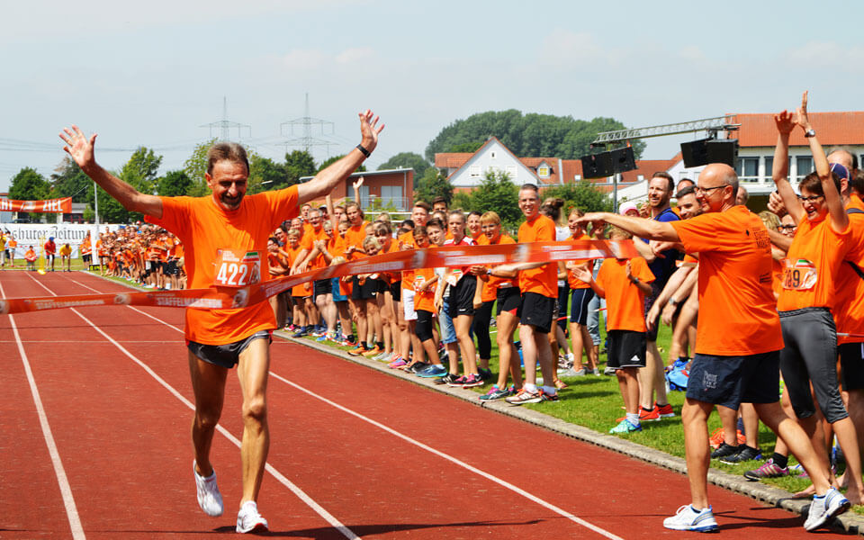 Startnummern günstig drucken: Top-Qualität | Digitaldruck-Fabrik